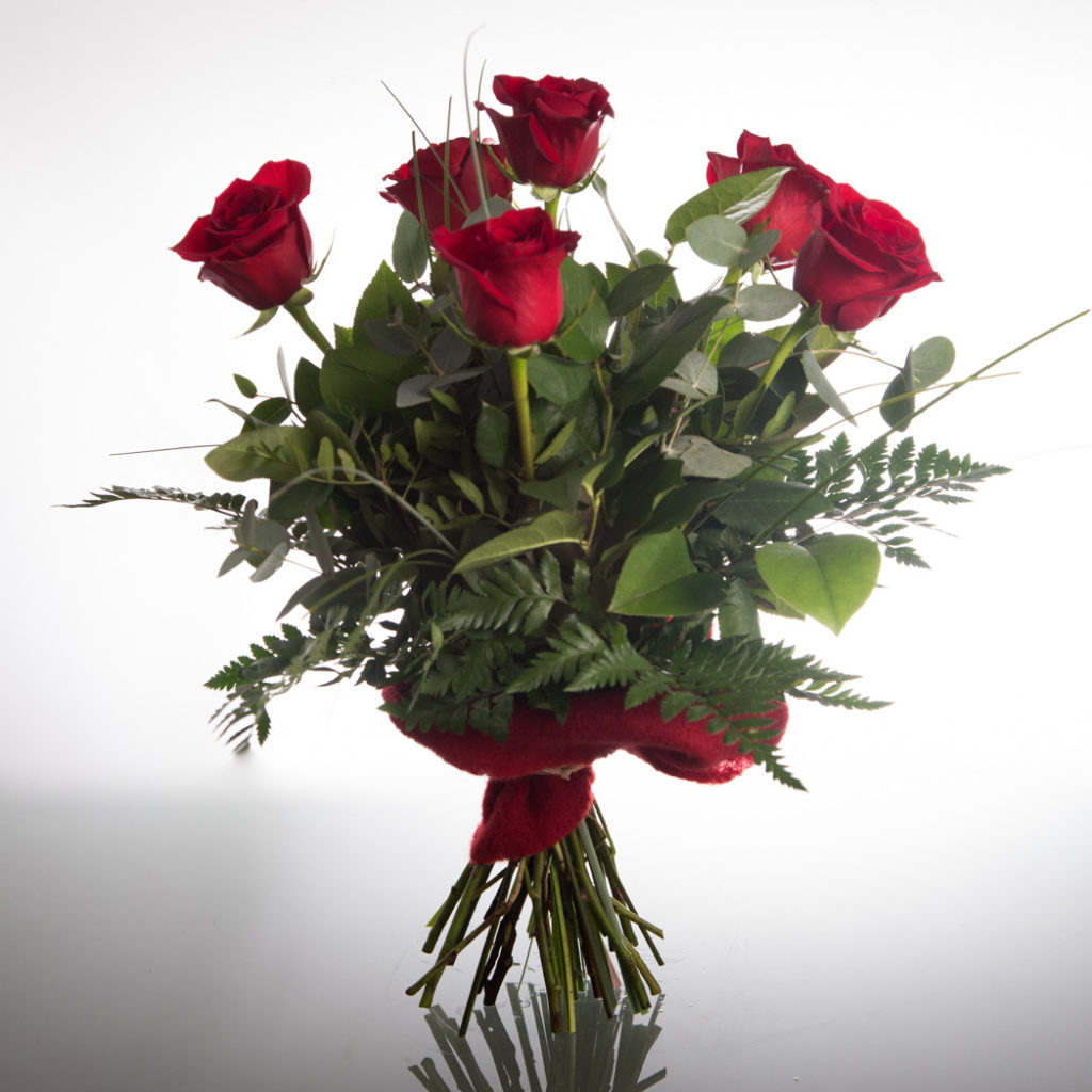 Ramo de 6 Rosas rojas – Floristeria Fontanillas